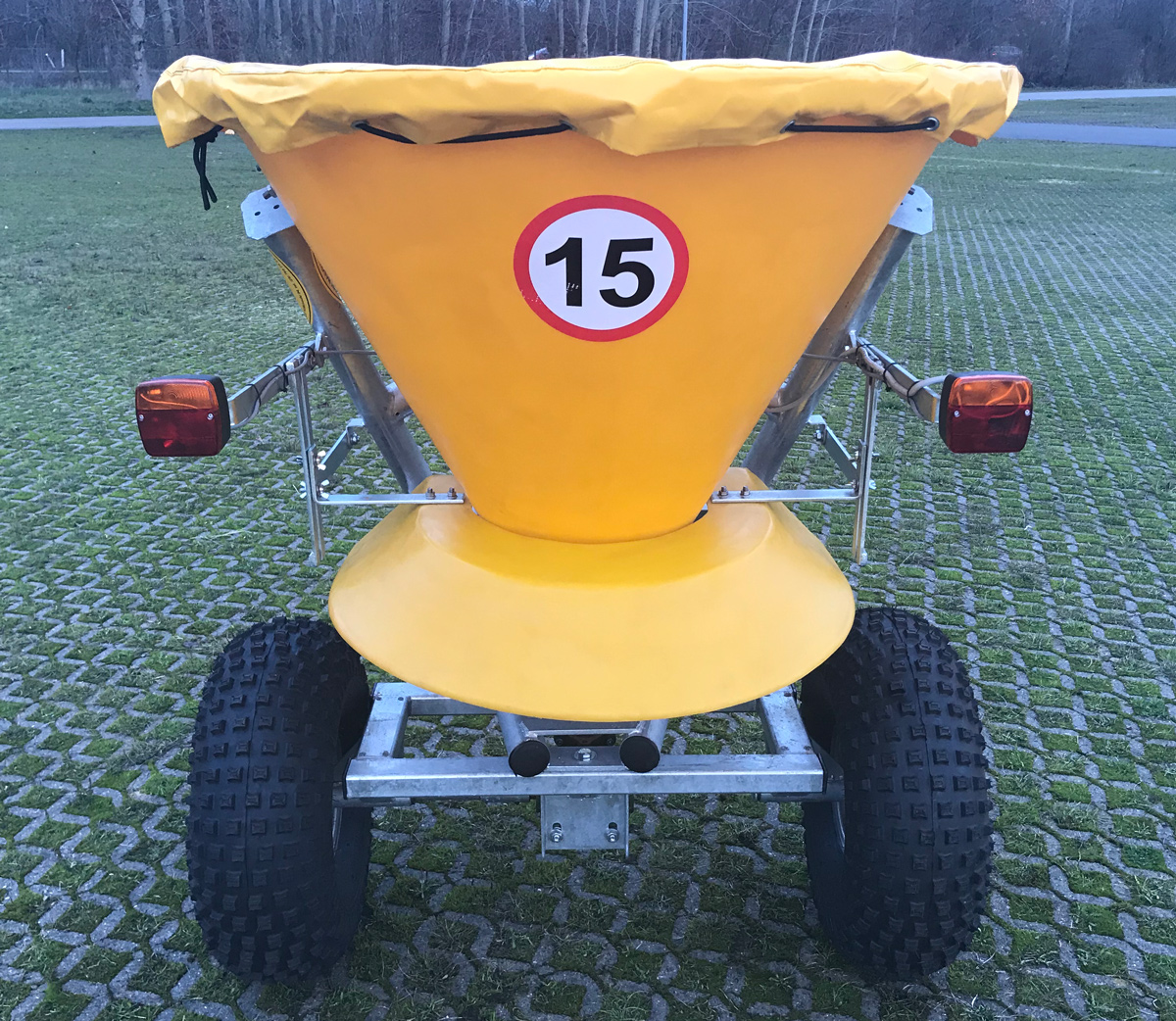 Jar-Met Saltspreder GP 400 | Præstbro Maskiner A/S